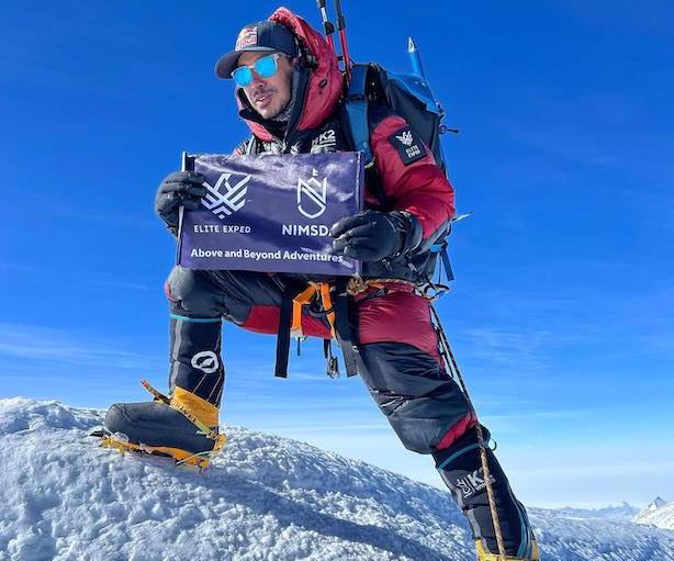 Nirmal Purja in vetta al Mt. Vinson. Con lui Asma Al Thani e Karma ...