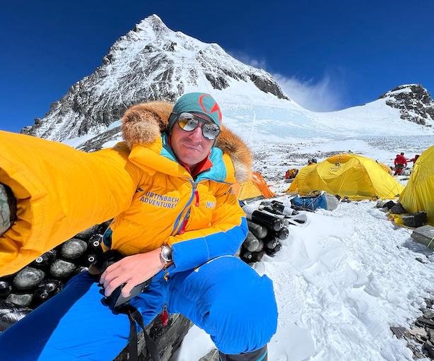 L'Everest in Business Class | MountainBlogMountainBlog | The Outdoor Lifestyle Journal