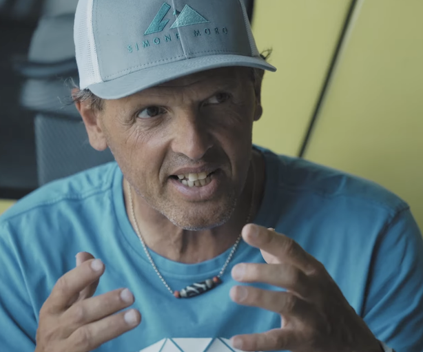 VIDEO. Simone Moro racconta la prima scalata invernale del Nanga Parbat ...