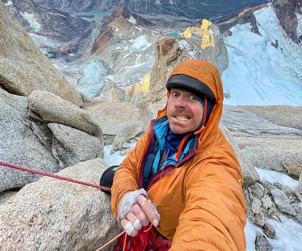 Fitz Roy: Colin Haley scala in solitaria l'enorme Pilastro Goretta ...