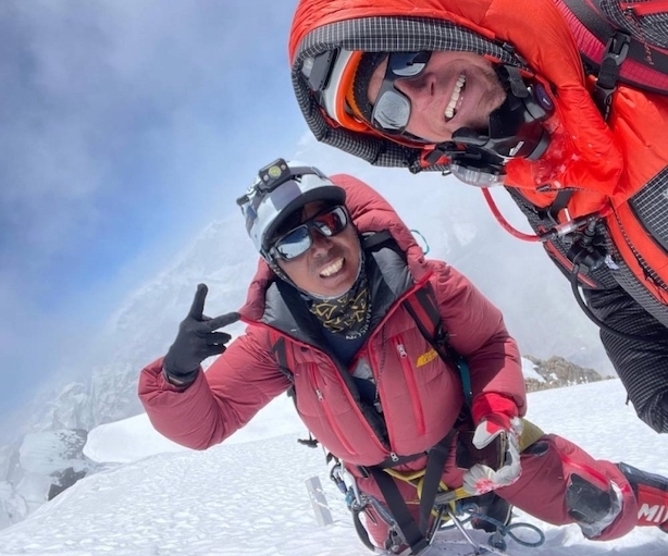 Garrett Madison e tre Sherpa completano l'Everest Triple Crown | MountainBlogMountainBlog | The ...