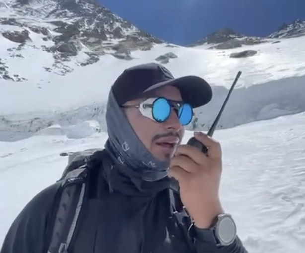 Nepal. Il Dipartimento del Turismo contro Nirmal Purja ...